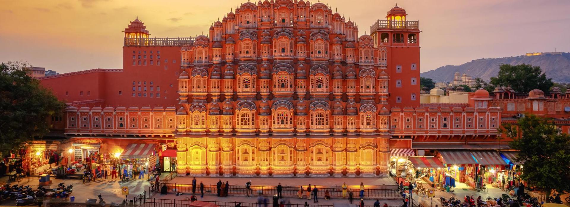 Tour | India – Tigers & the Taj Mahal with Three-night Varanasi & the ...